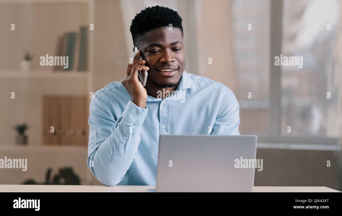 Call listen hi-res stock photography and images - Alamy