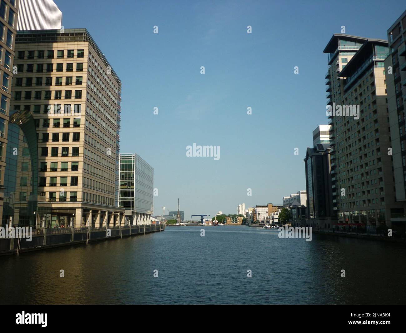 A scenic landscape of buildings in Canary Wharf, South Dock, London ...