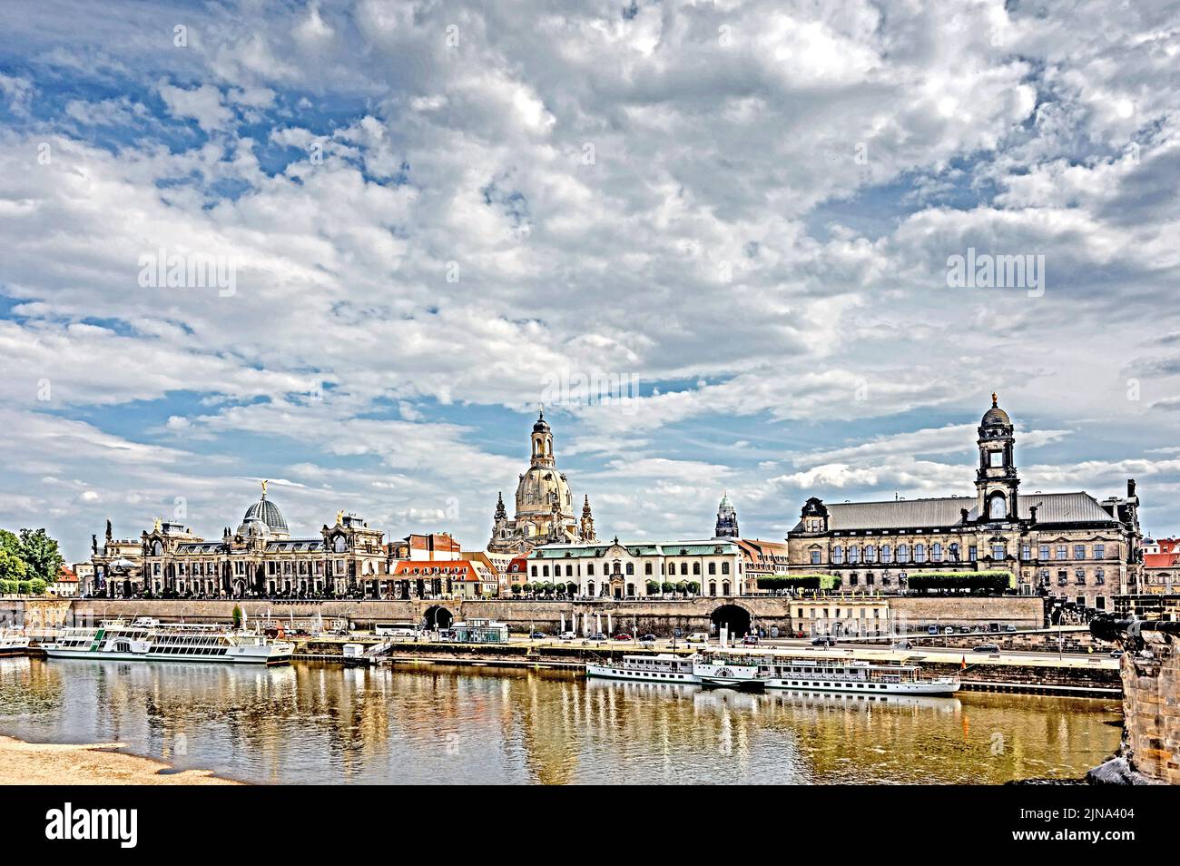 Altstadt mit frauenkirche hi-res stock photography and images - Alamy