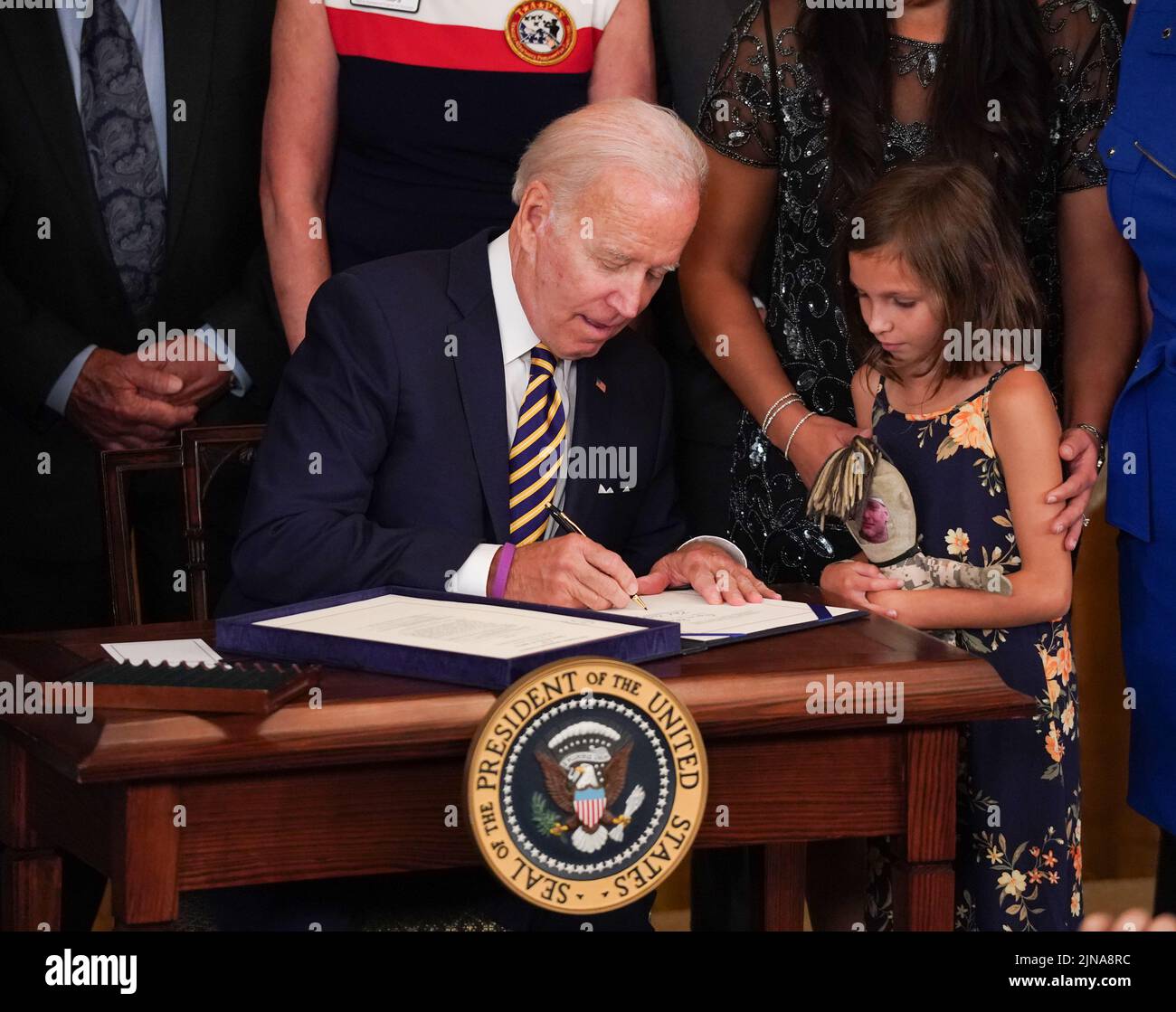 Brielle Robinson, surviving daughter of Sgt First Class Heath Robinson ...