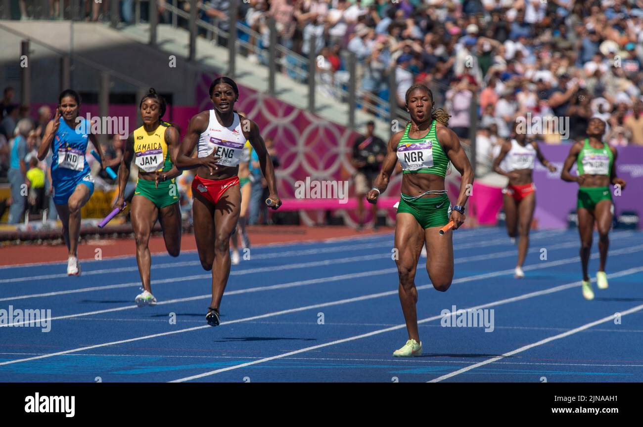 Daryll Neita of England and Nzubechi Grace Nwokocha of Nigeria ...
