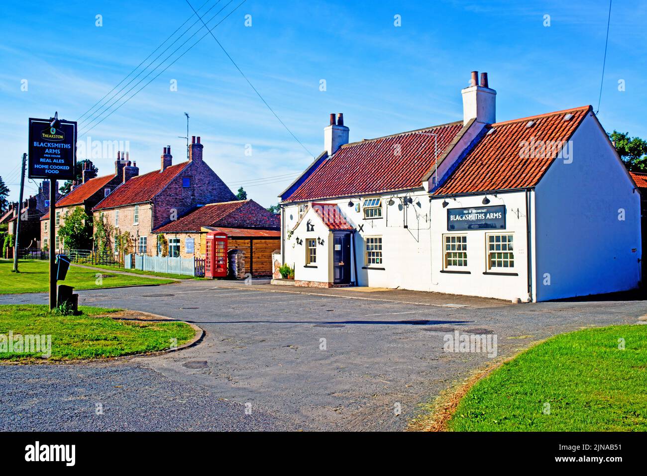 The blacksmiths arms hi-res stock photography and images - Alamy