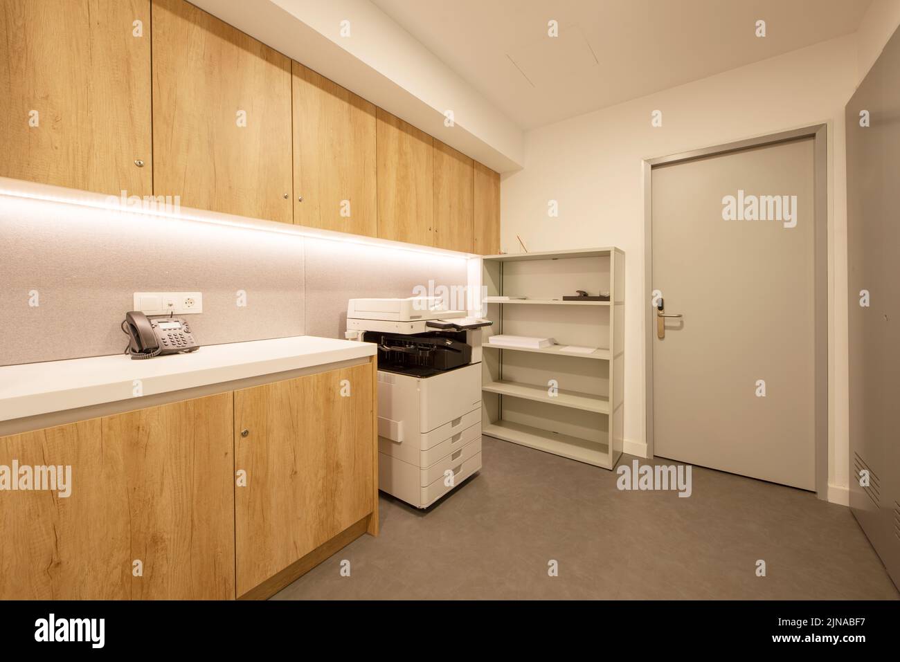 Binding room hi-res stock photography and images - Alamy