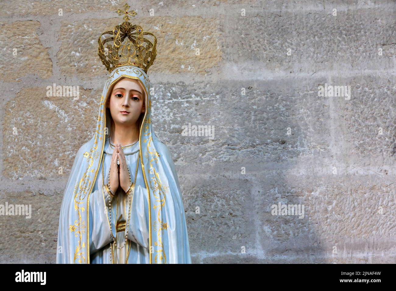 Vierge-Marie. Statue. Eglise Notre-Dame. Cluny. XIII ème siècle. Cluny ...