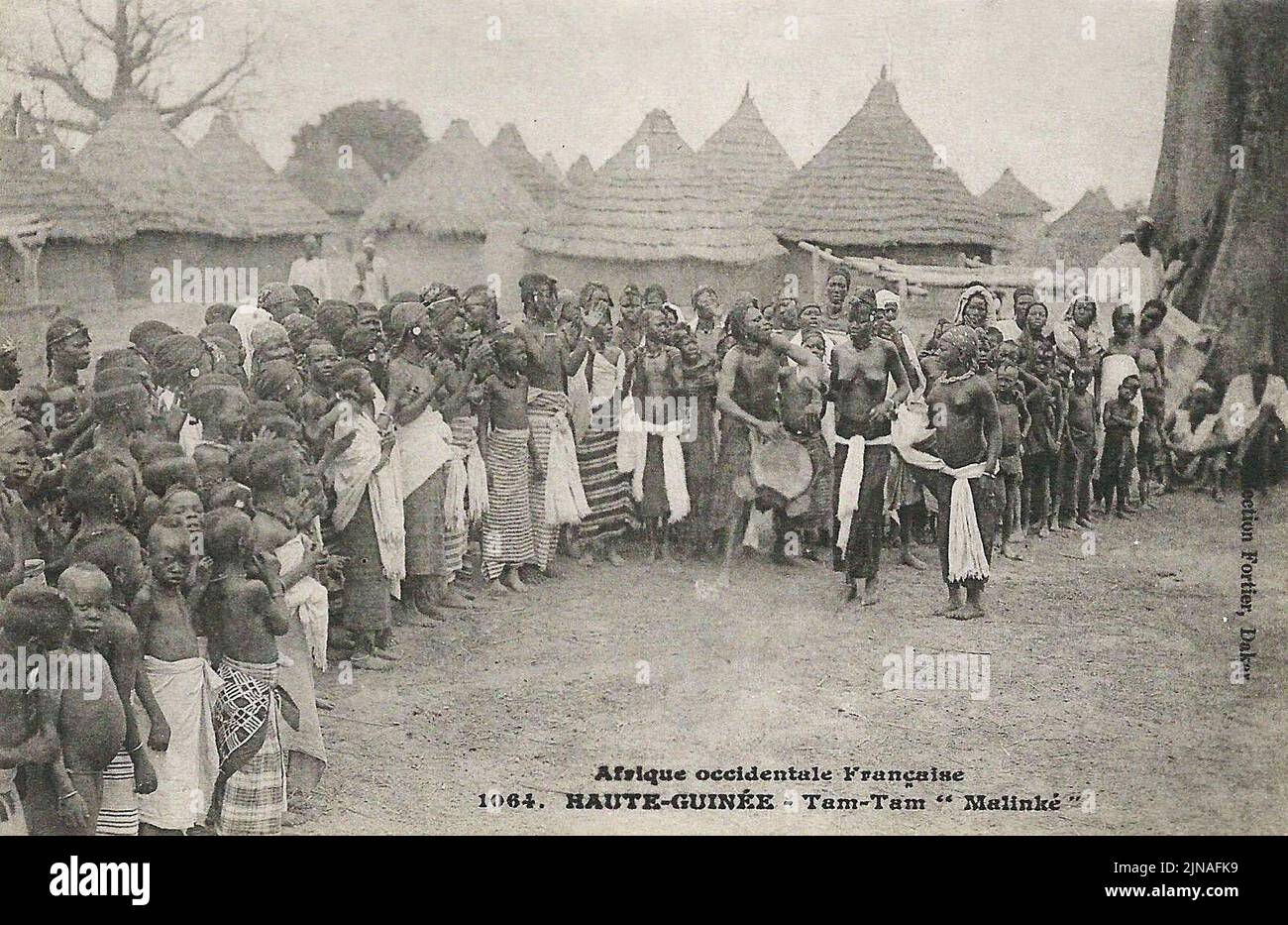 Tam-Tam Malinké (Guinée Stock Photo - Alamy