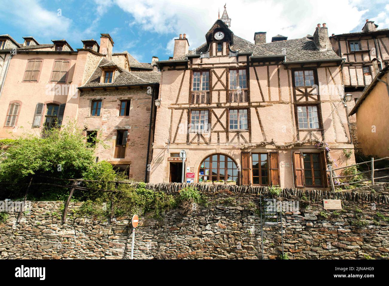 Historic hillside village conques france hi-res stock photography and ...