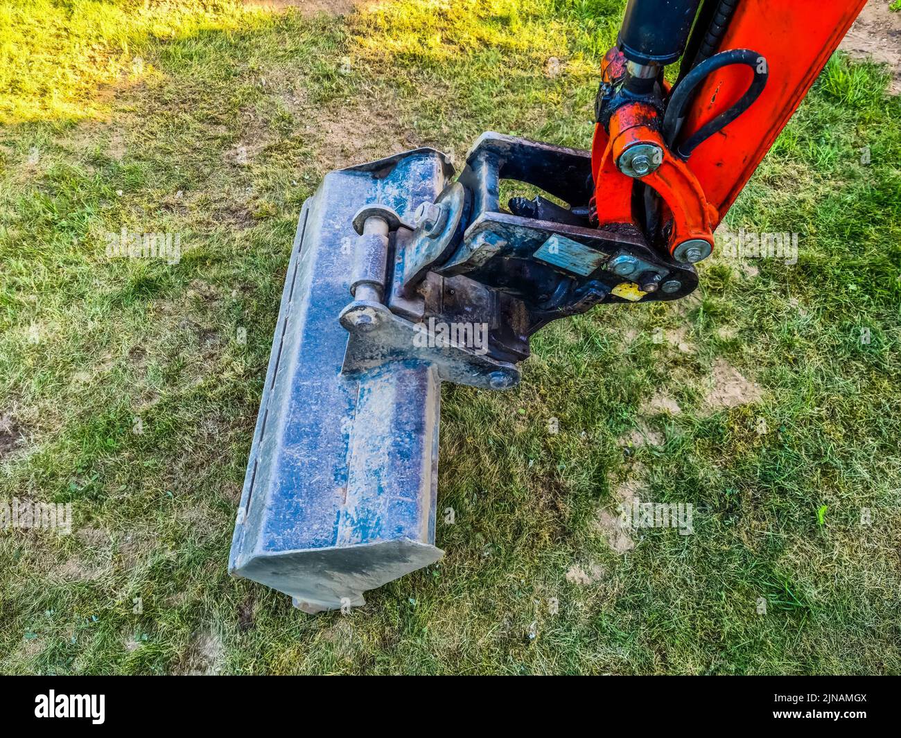 Red excavator hi-res stock photography and images - Alamy