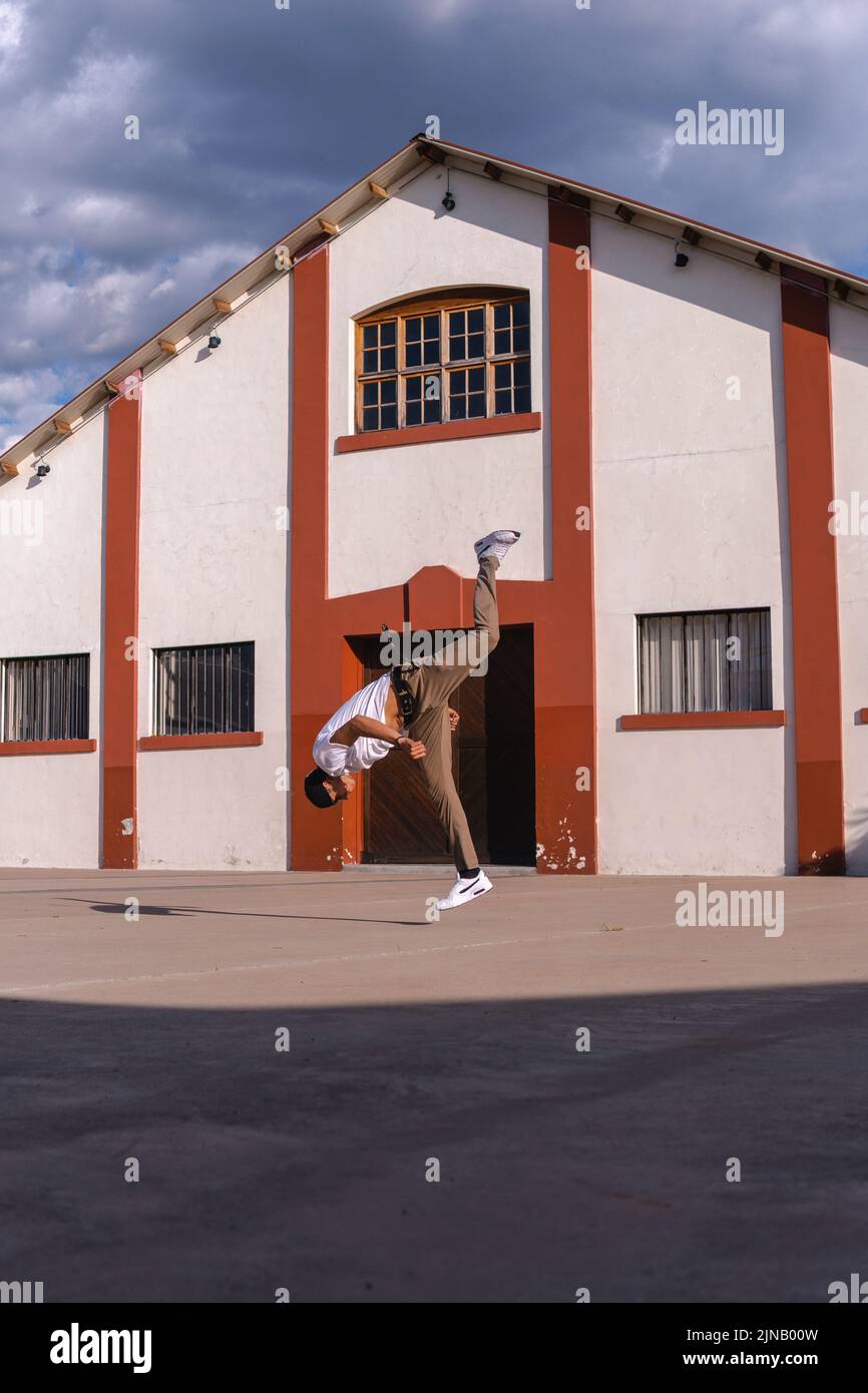 Boy doing backflip hi-res stock photography and images - Alamy