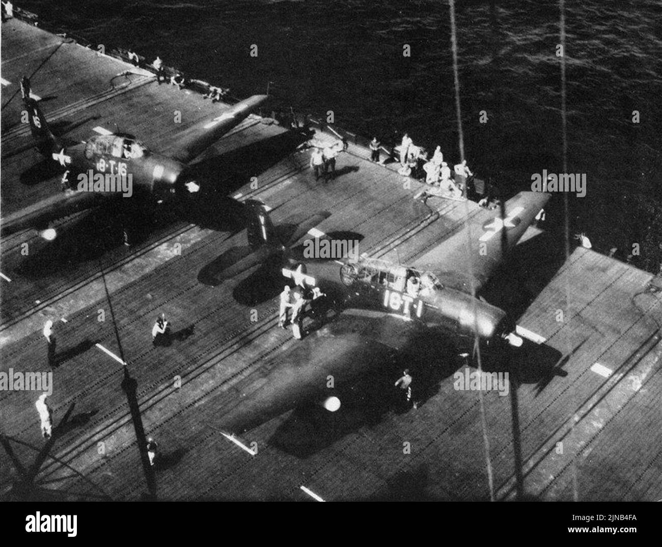 TBM-3E Avengers of VT-18 aboard USS Leyte (CV-32) in 1946 Stock Photo ...
