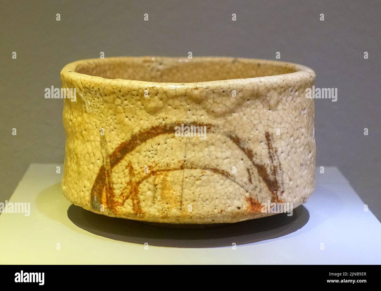 Tea bowl (chawan), E-shino style, Japan, Gifu prefecture, Oyabu, c ...