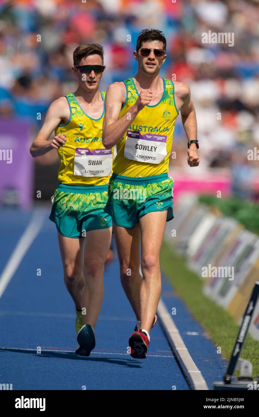 Kyle Swan and Rhydian Cowley of Australia competing in the men’s walk ...