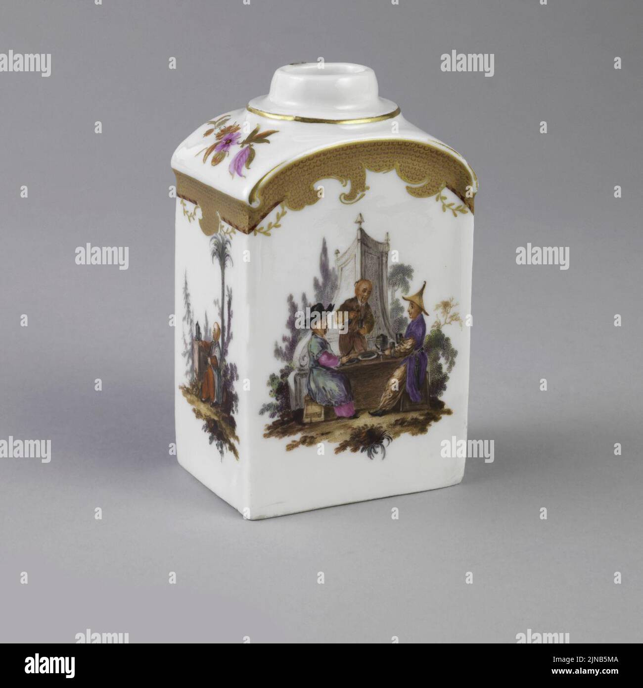 Tea caddy 18th century hi-res stock photography and images - Alamy