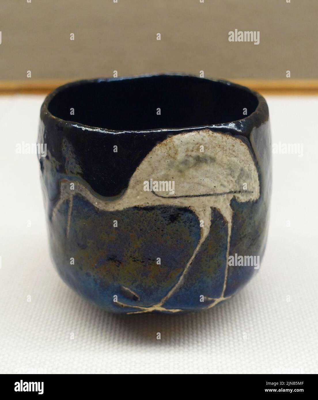 Tea bowl with crane and tortoise design, by Nin'ami Dohachi, 1800s AD ...