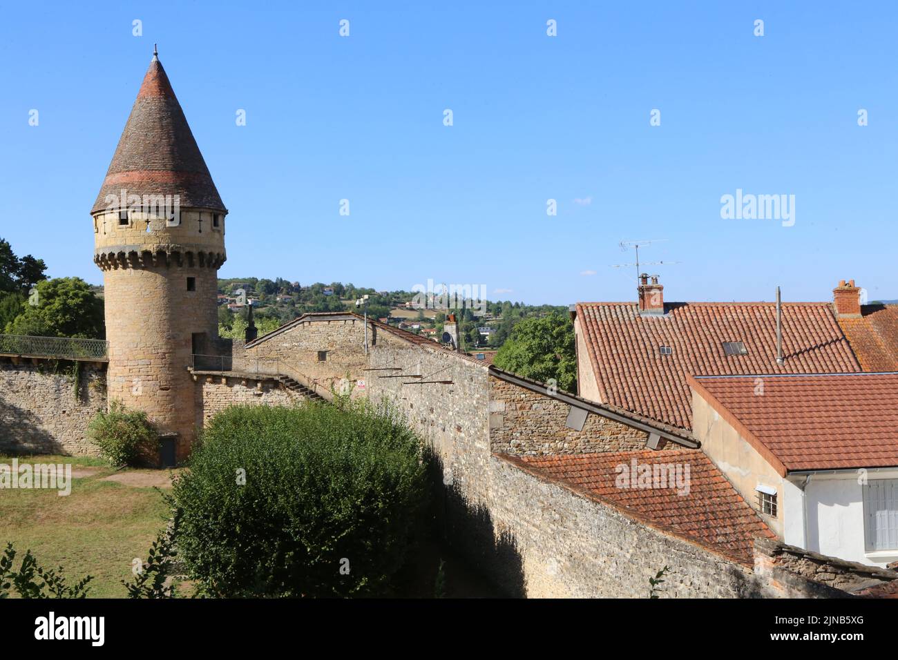 La Tour Fabry, construite vers le milieu du XIV ème siècle dans le ...