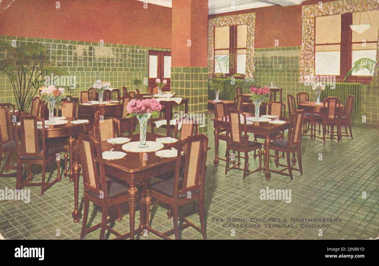 Tea Room, Chicago & Northwestern Passenger Terminal, Chicago Stock ...