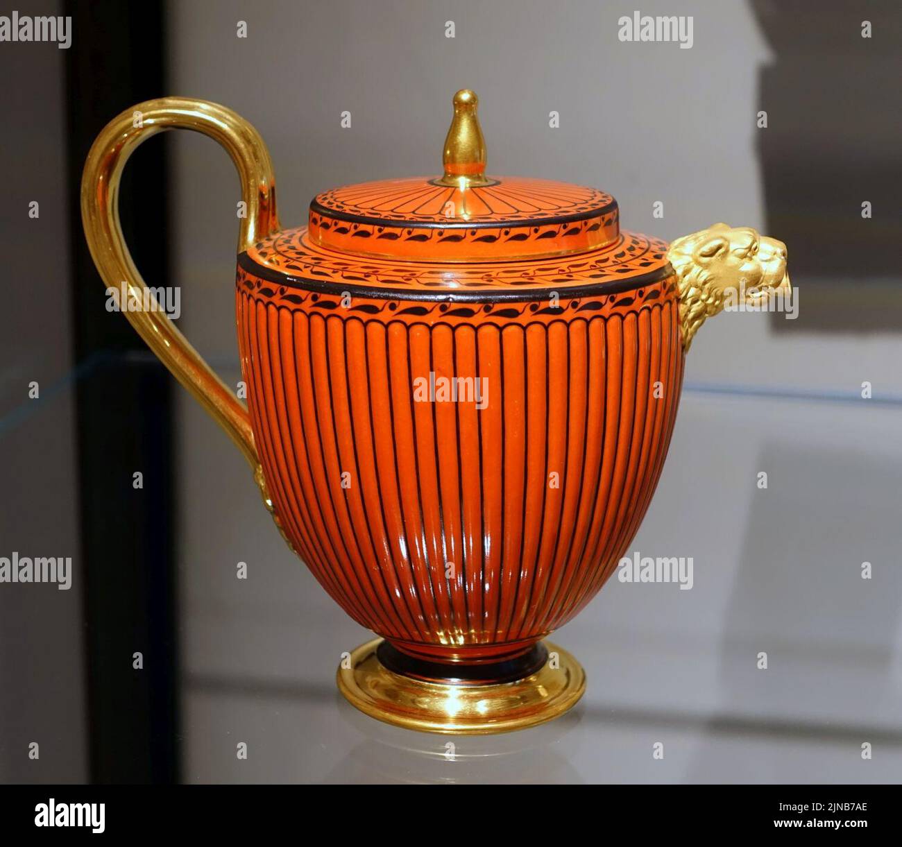 Teapot, Sèvres Porcelain Factory, 1817, hard-paste porcelain Stock ...