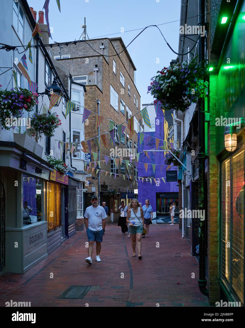 On the streets of Brighton Stock Photo - Alamy