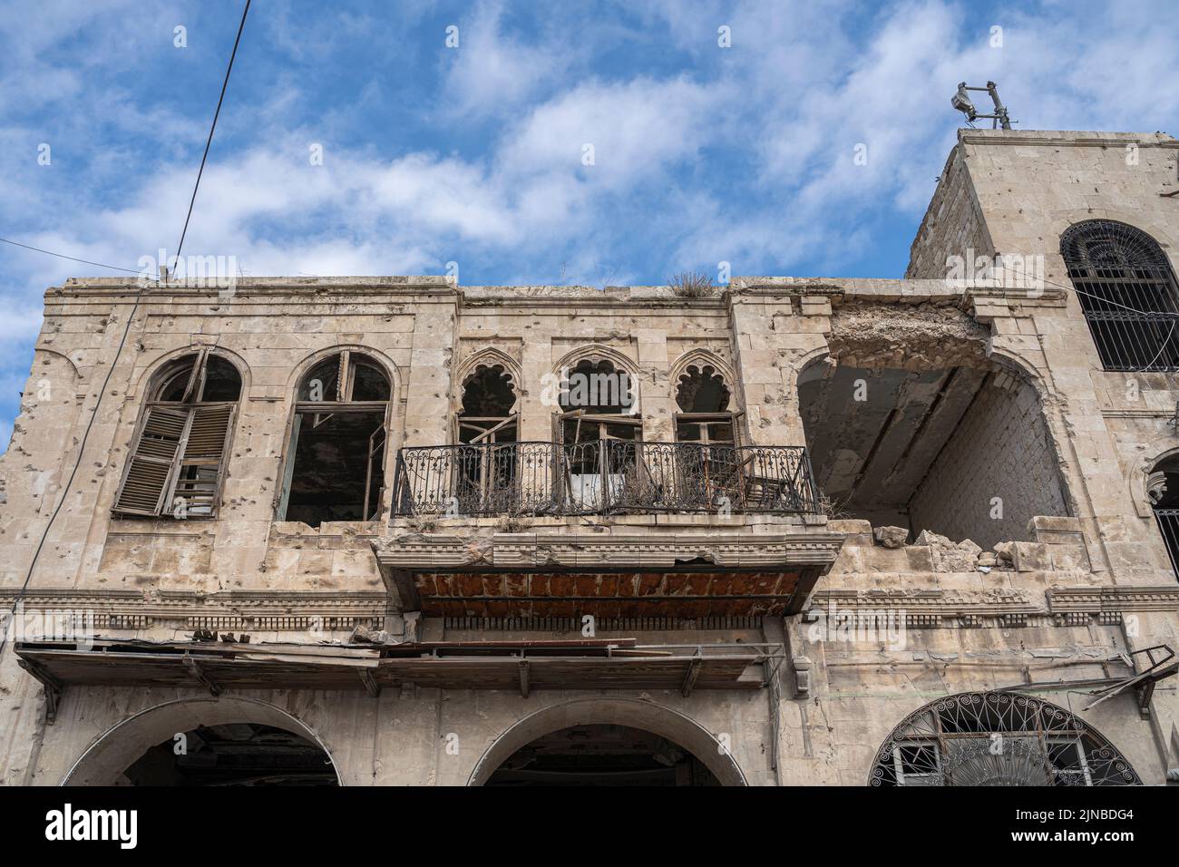 Aleppo souk ruin hi-res stock photography and images - Alamy