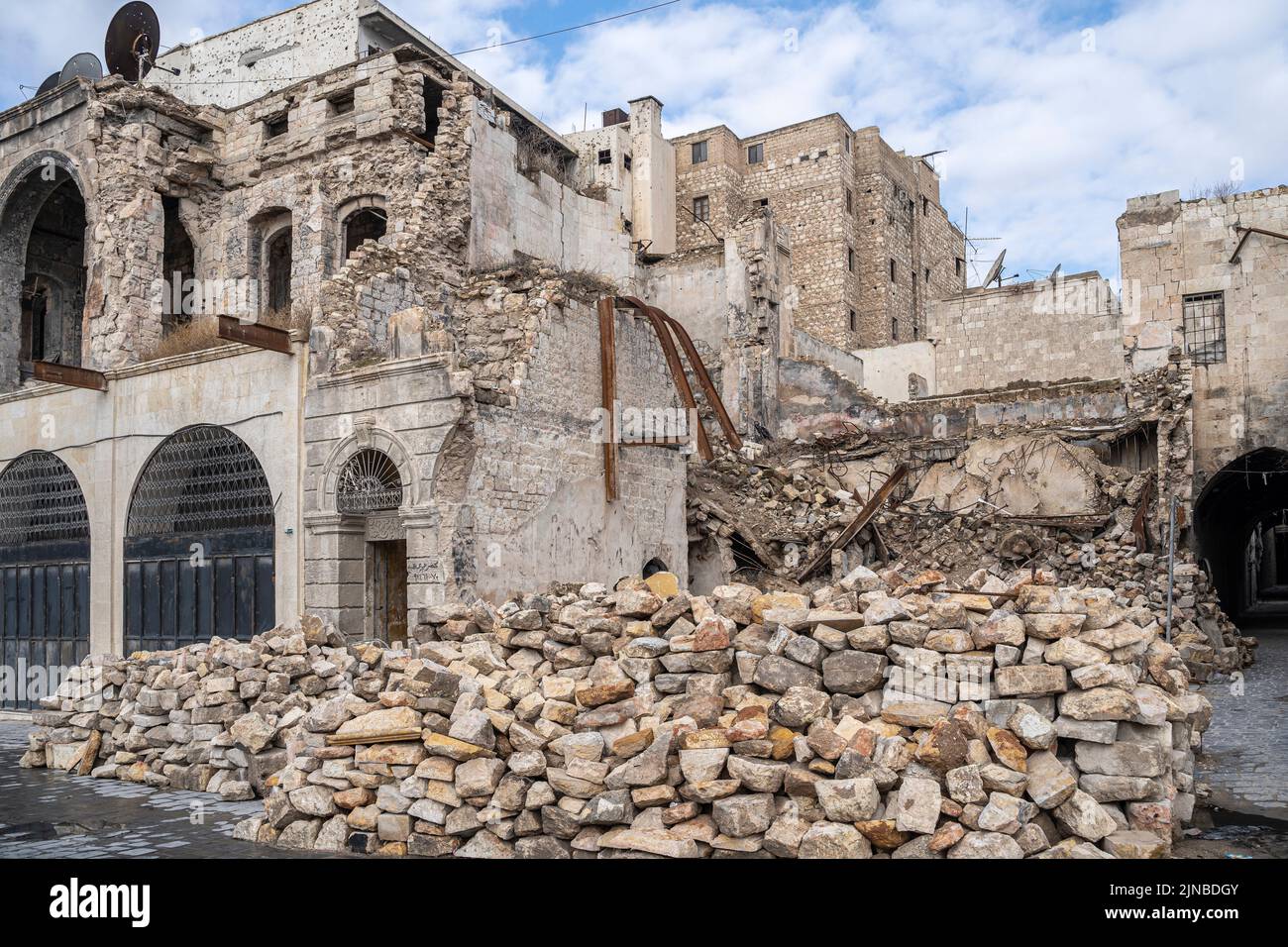 Inside the Aleppo Souk in the Old City in Aleppo, Syria Stock Photo - Alamy