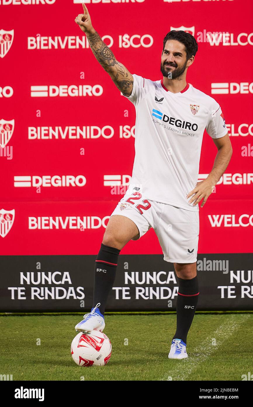 Spain Seville, Spain. 11th Aug, 2022. Sevilla FC present the Spanish ...