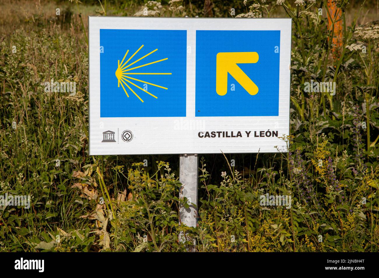 Spanish road signs hi-res stock photography and images - Alamy