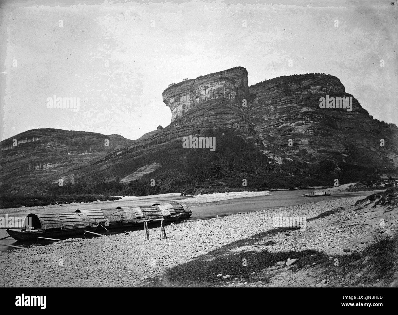 Temple of Tai-wang at Wu ü near Sing Chang Tea mart Stock Photo - Alamy