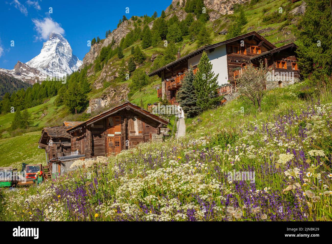Idyllic swiss landscape with Matterhorn and Zermatt village, Valais ...