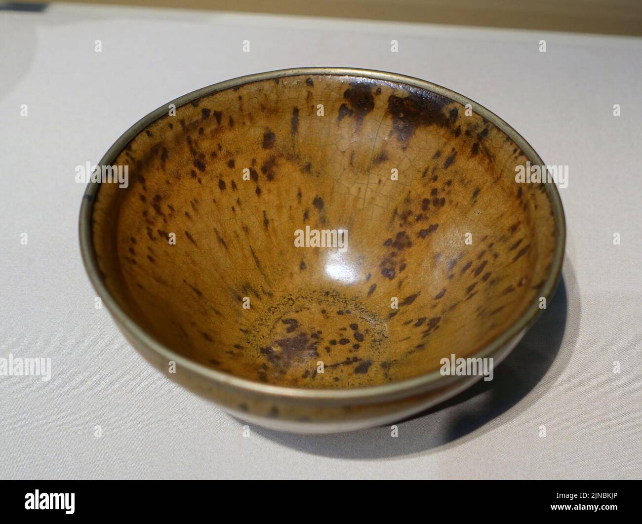 Tenmoku teabowl, Japan, Mino kilns, Muromachi period, 1530-1550 AD ...