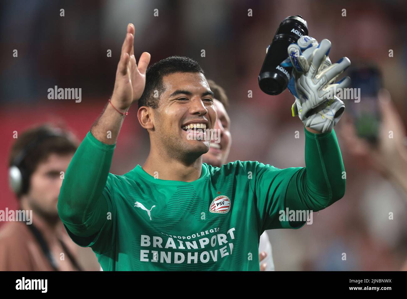 Walter benitez psv champions league hi-res stock photography and images ...