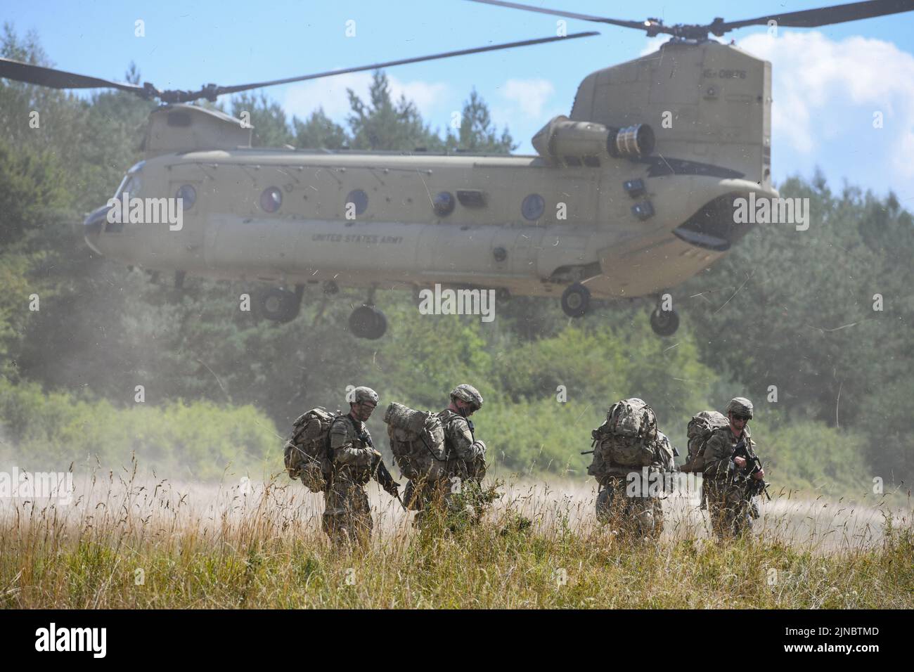U.S. Soldiers assigned to U.S. Army Southern European Task Force ...