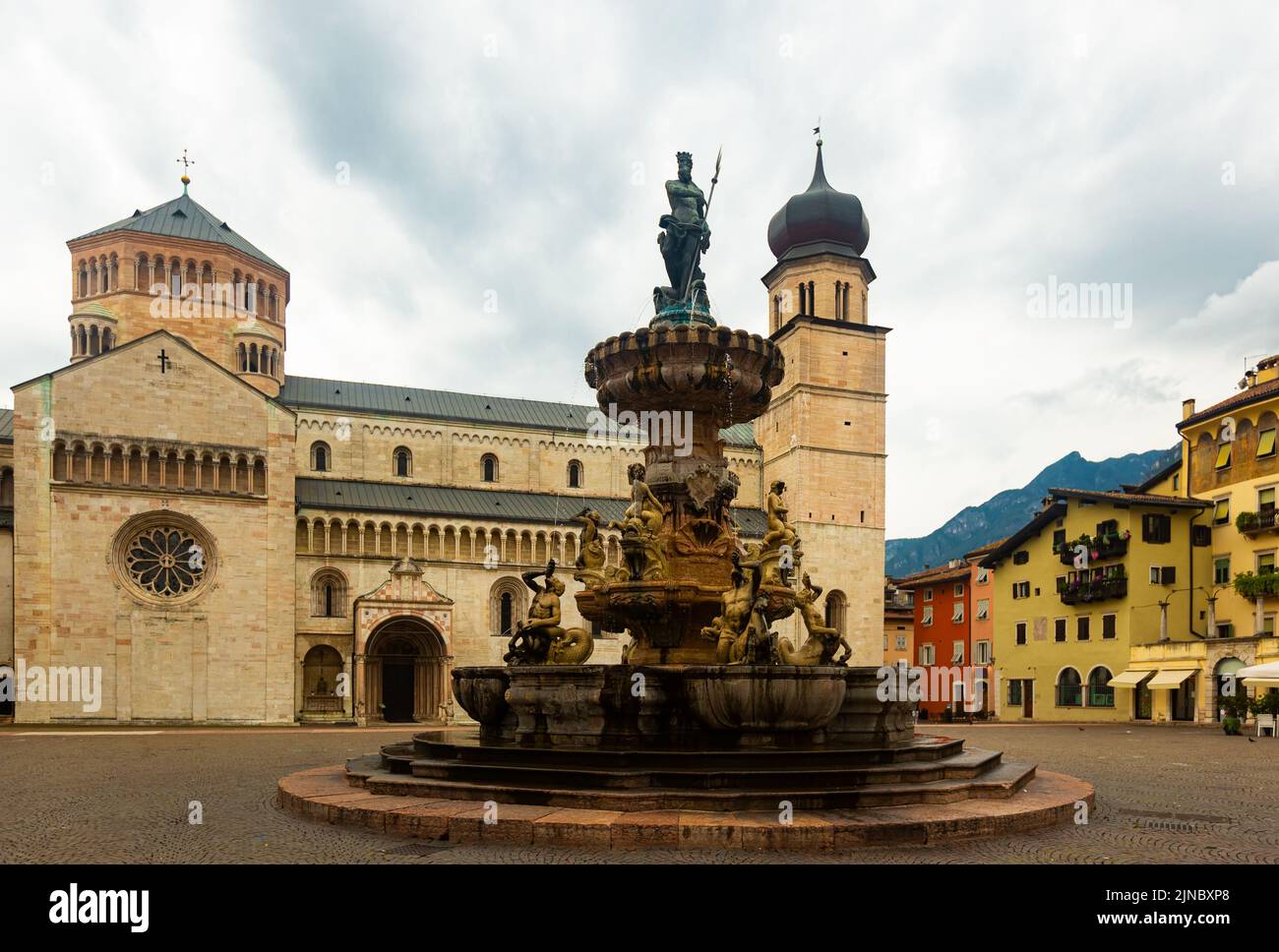 Fountain of Neptune and cathedral, Trento Stock Photo - Alamy