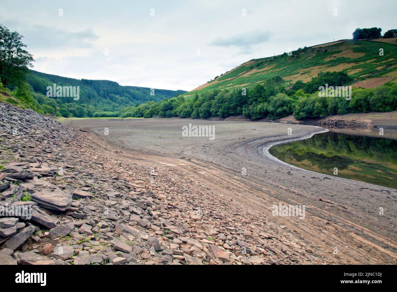 Dry conditions and low level water supplies at Ladybower Reservoir ...