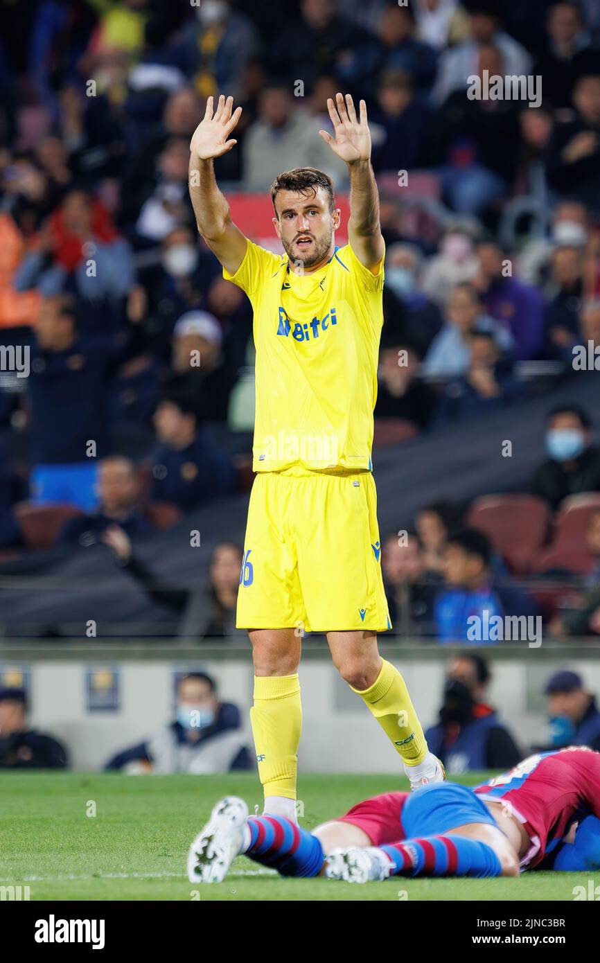 BARCELONA - APR 18: Raul Parra in action during the La Liga match ...