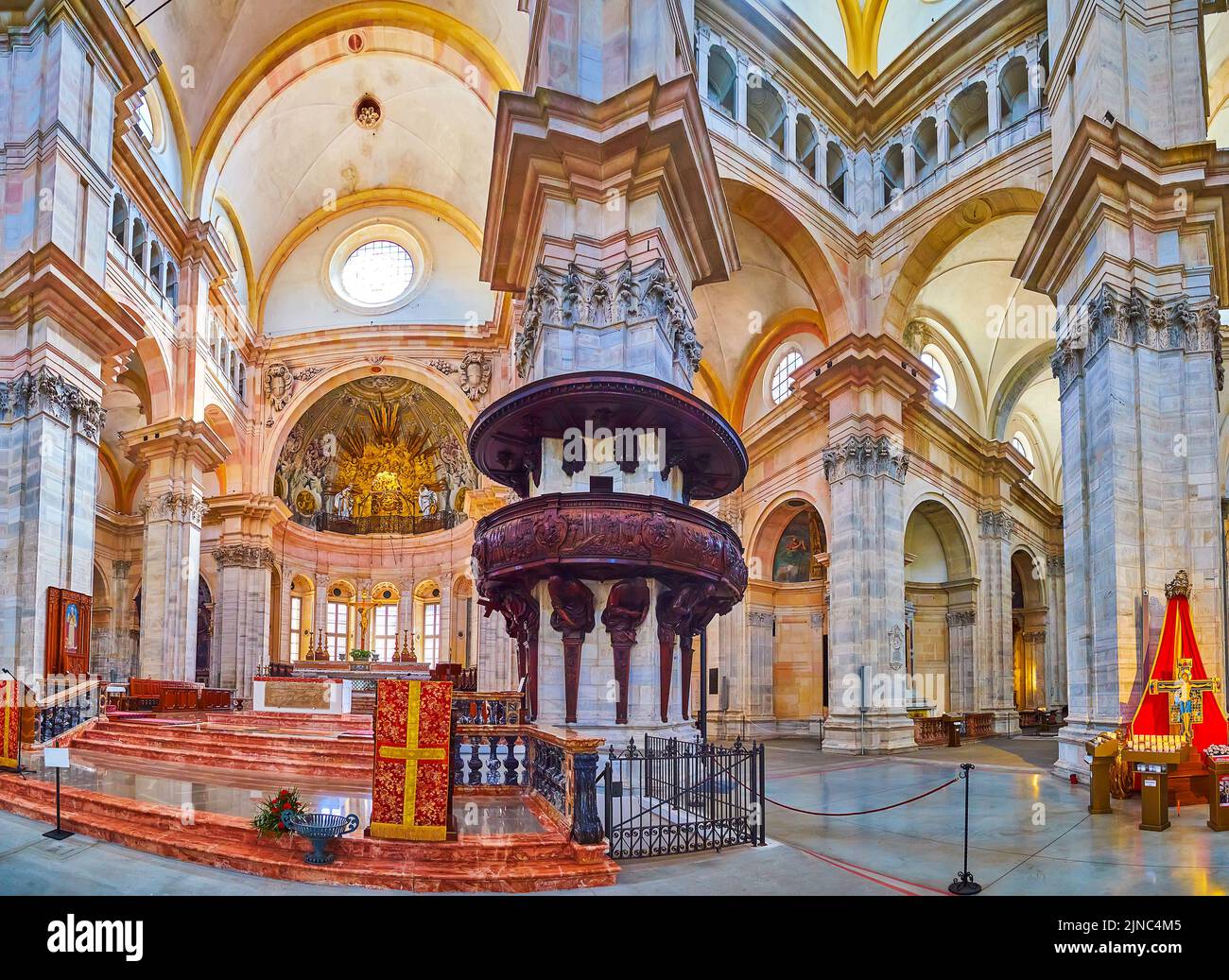 PAVIA, ITALY - APRIL 9, 2022: Panorama of the interior of Duomo di ...