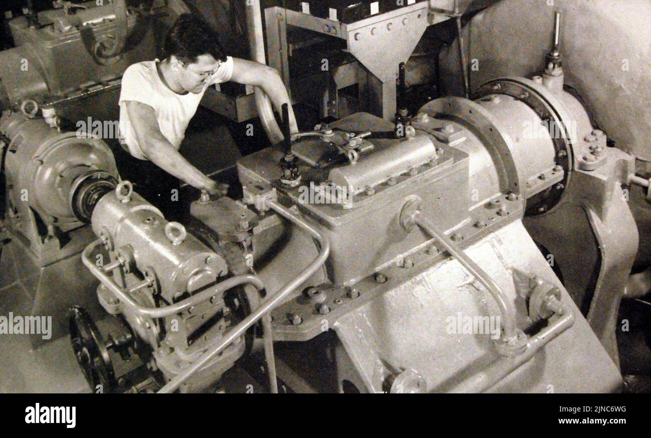 The 8500 horsepower geared turbine main engine of a Victory ship, 1946 ...