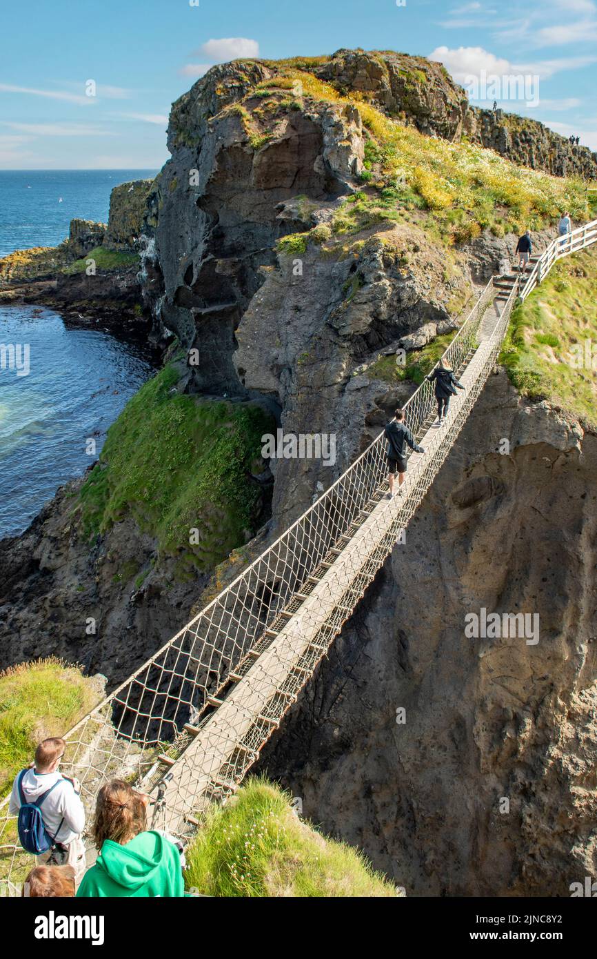 Carrick-a-Rede Rope Bridge, Ballintoy, Antrim, Northern Ireland Stock ...