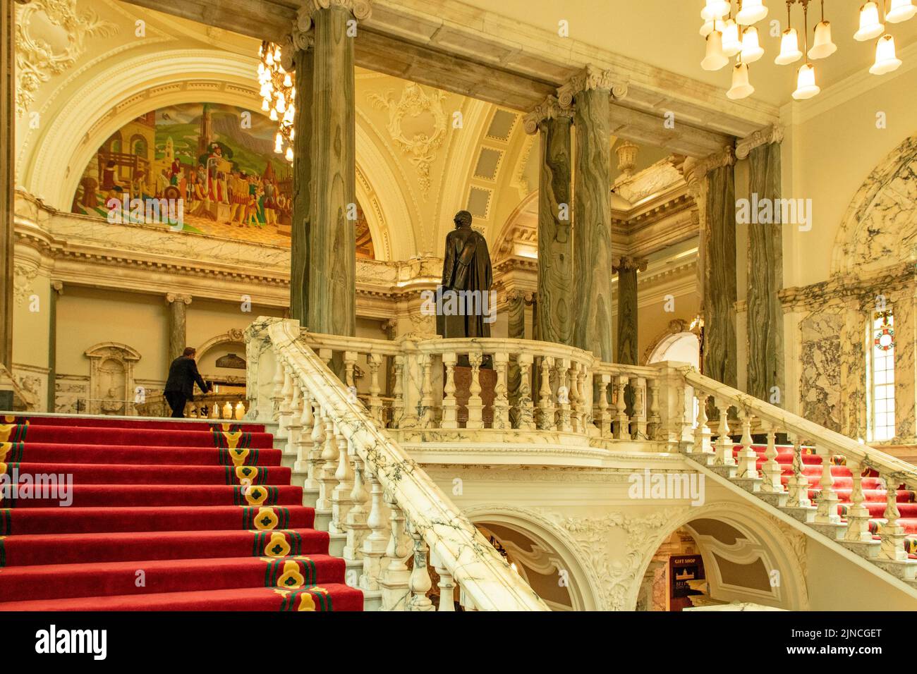 Inside city hall hi-res stock photography and images - Alamy