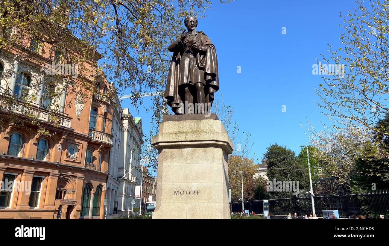 Moore statue in the city of Dublin Stock Photo - Alamy