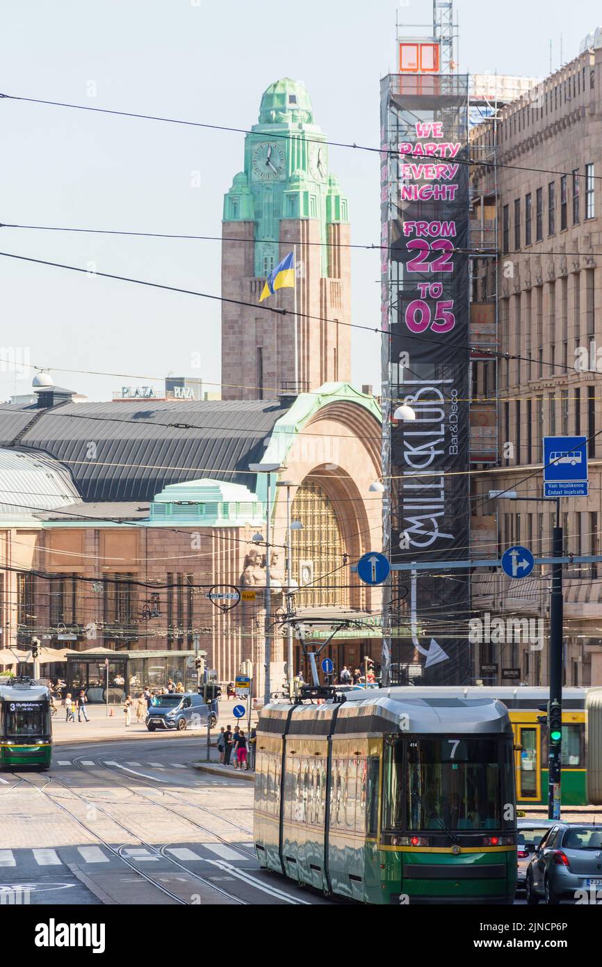 Tram going don the Simonkatu street to the Railway station in Helsinki ...