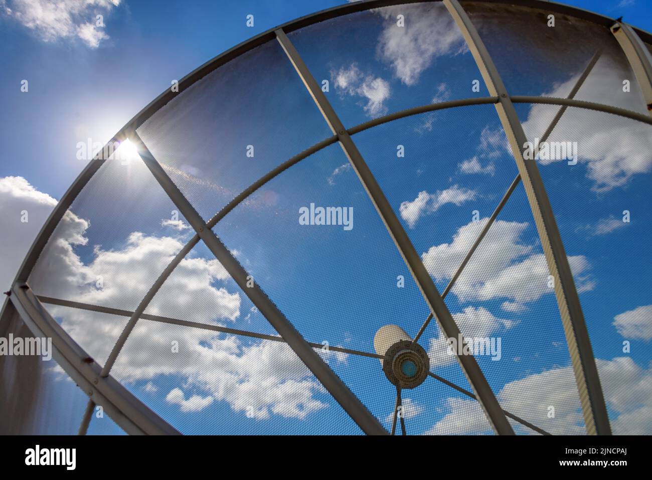 Concave convex lens hi-res stock photography and images - Alamy
