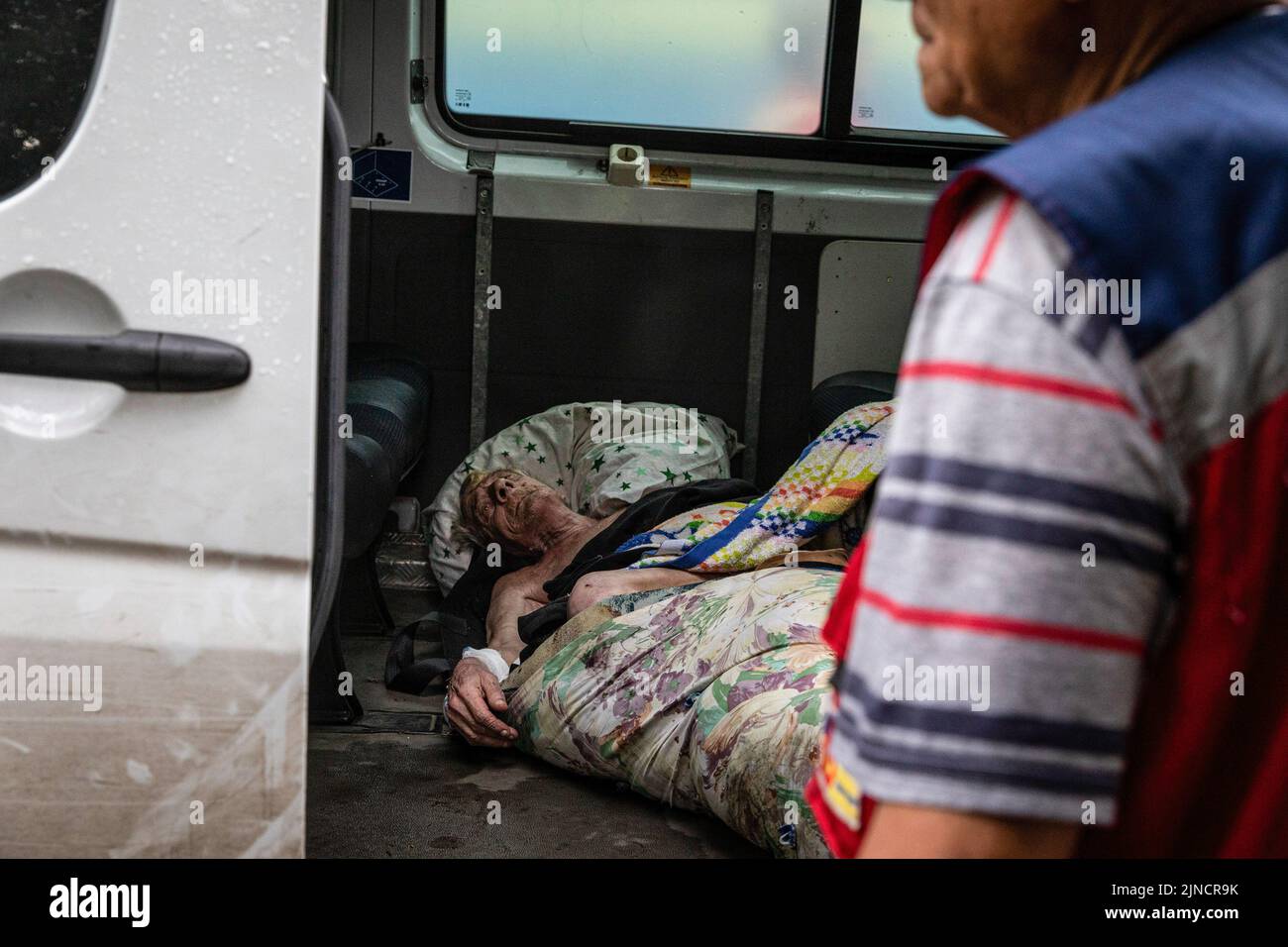 Civilian displacement hi-res stock photography and images - Alamy