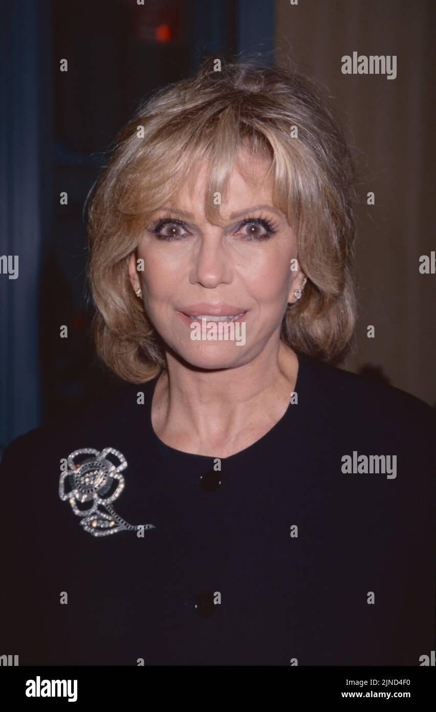 Nancy Sinatra attends the 29th Annual Songwriters Hall of Fame ...