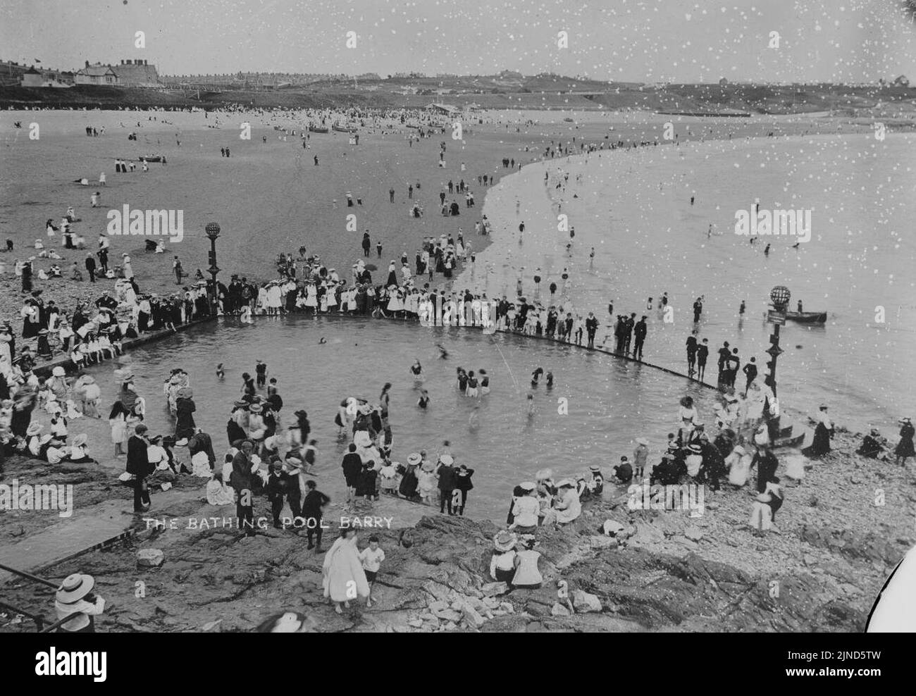 Pool barry hi-res stock photography and images - Alamy
