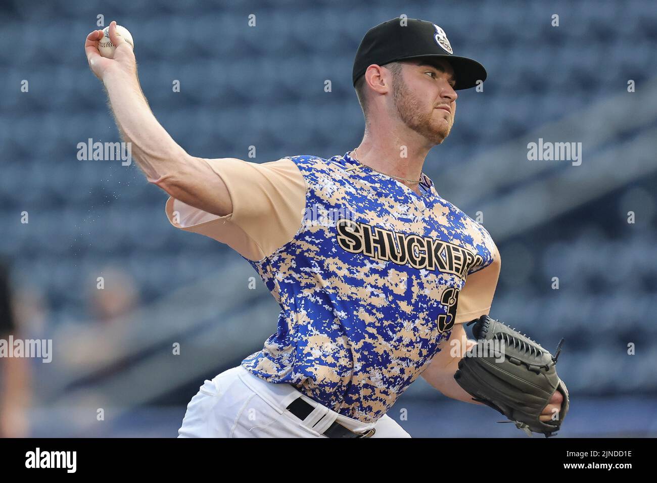 August 10, 2022: Biloxi Shuckers pitcher TJ Shook (35) got the start ...