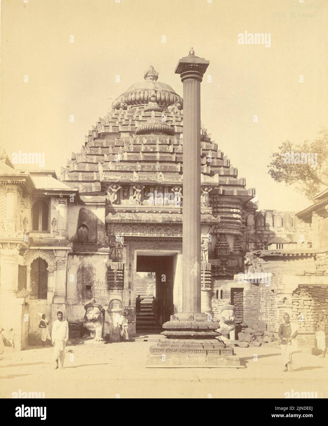 The Black Pillar or Aruna Stambha of Konark Sun Temple in front of the ...