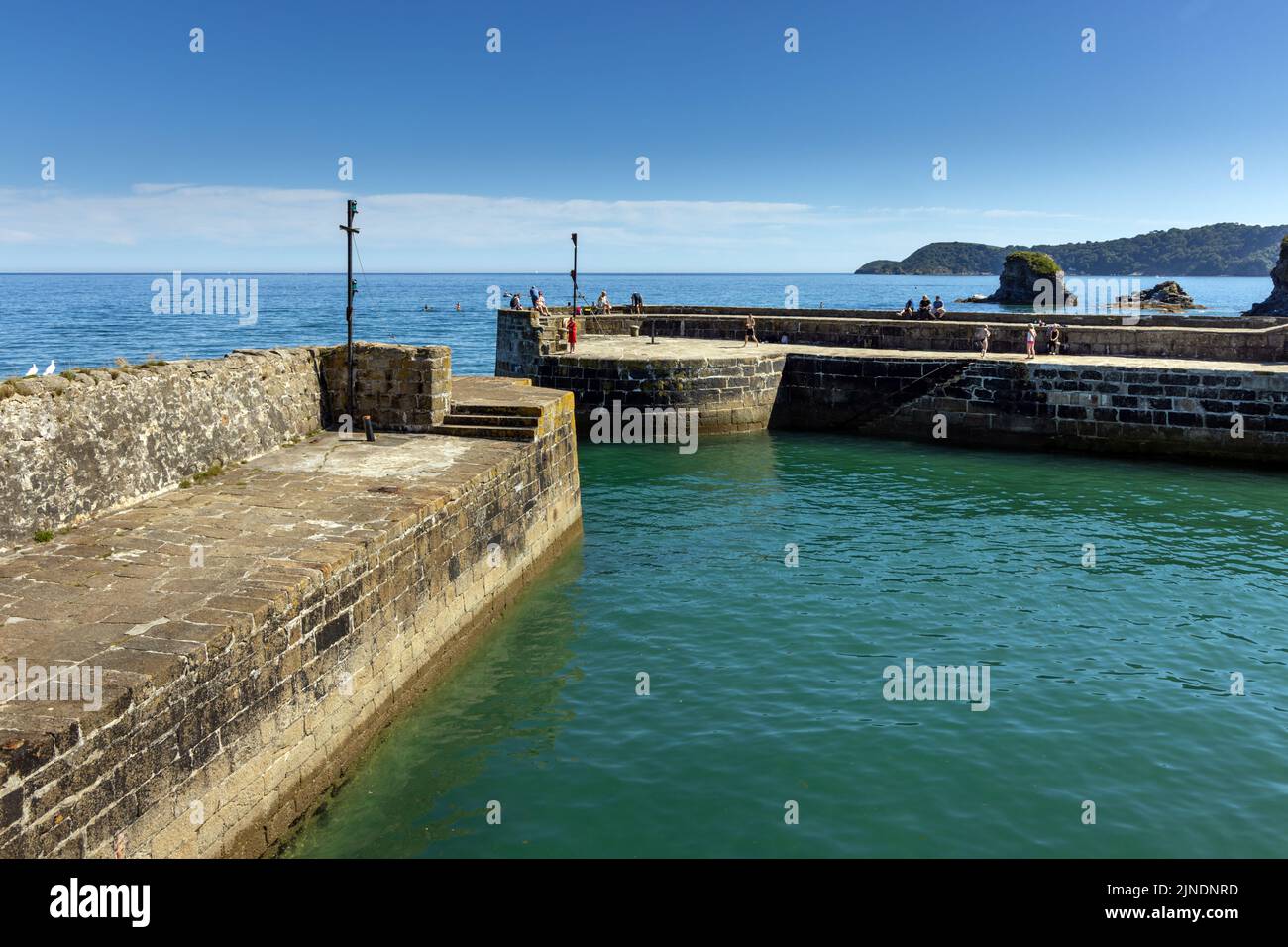 Tall ships charlestown cornwall hi-res stock photography and images - Alamy