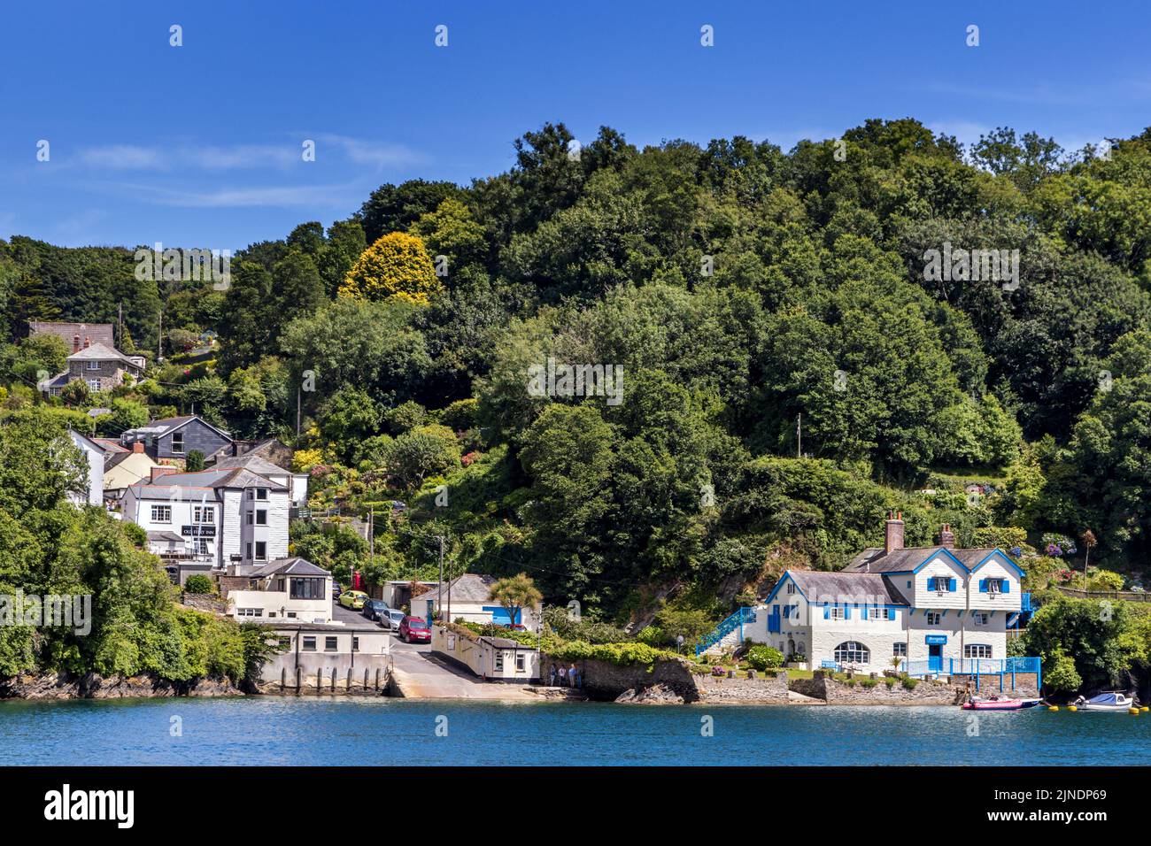 Boddinick village on the River Fowey. 'Ferryside' house on the ...