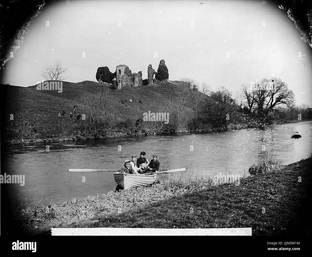 Newcastle emlyn castle Black and White Stock Photos & Images - Alamy
