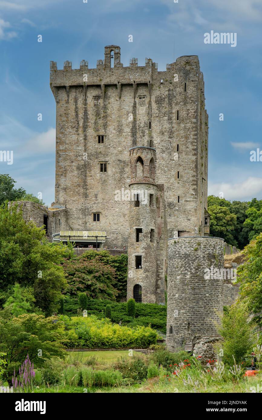 Old picturesque stone castle hi-res stock photography and images - Alamy