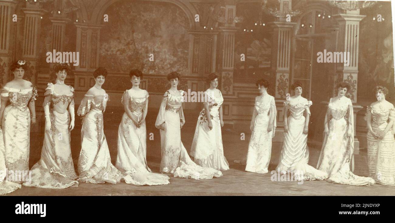 The Chorus from ''The Silver Slipper'' Stock Photo - Alamy